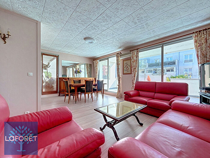 Appartement 4 pièces à vendre - Champs-sur-Marne, Bois de Grâce