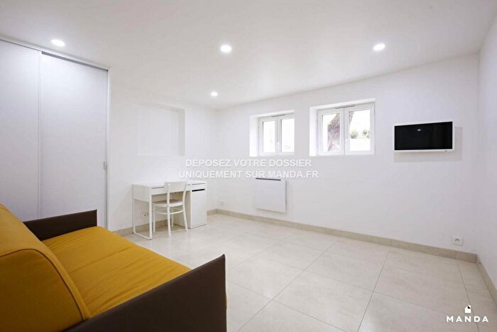 Appartement 3 pièces à Danube-Porte des Lilas, Paris 19ème arrondissement, à louer