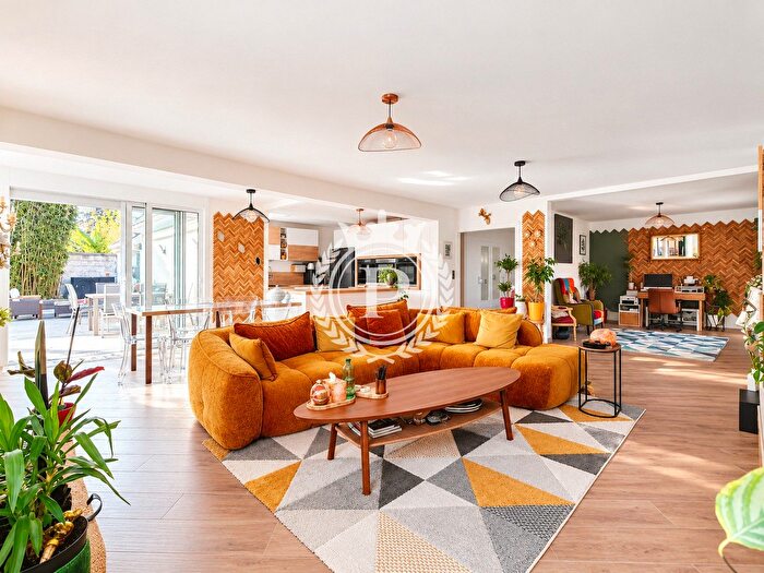 Maison 9 pièces à vendre - Chelles, Arcades, Castermant