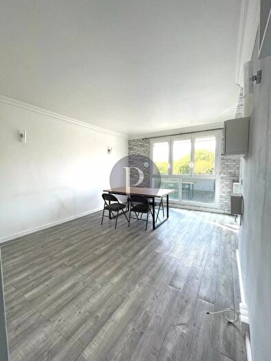 Appartement à louer - Pont Royal, Cachan - 3 pièces - 2 chambres