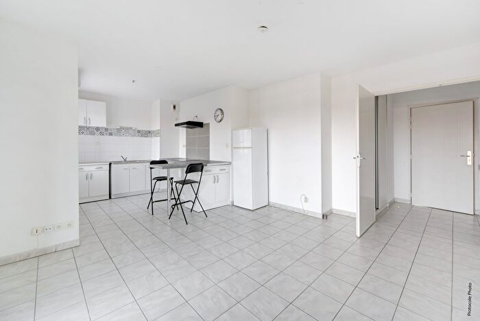 Appartement à louer - Toulouse - 3 pièces - 2 chambres