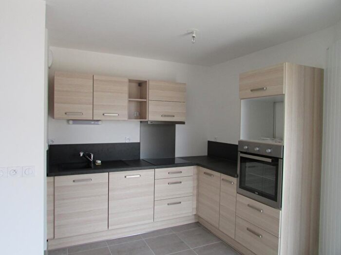 Quartiers Nord-Est, Jeanne d'Arc - Appartement 3 pièces à louer