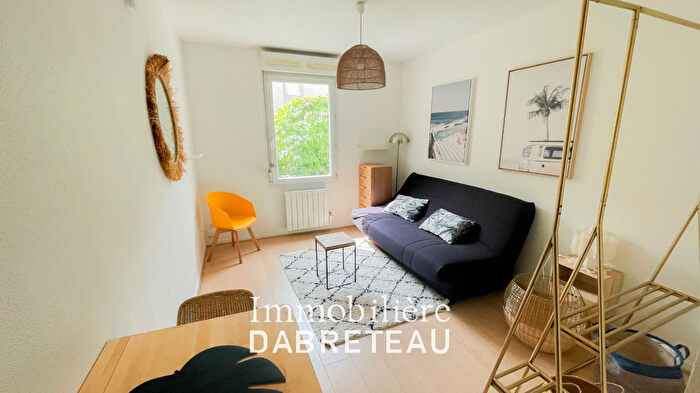 Appartement 1 pièce à Lyon 8ème, Monplaisir, à louer