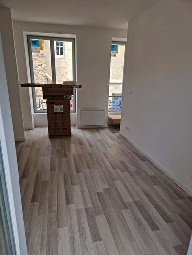 Appartement 1 pièce à Plateau, Laon, à louer