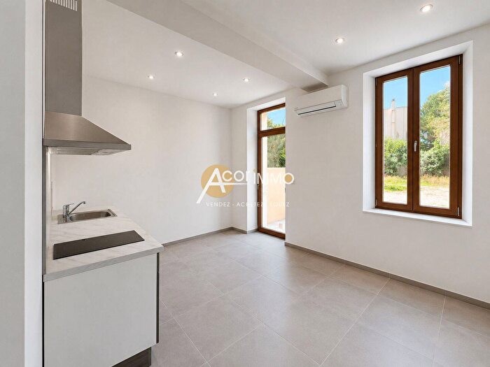 Centre Ville-Peyron, La Seyne-sur-Mer - Appartement 1 pièce à louer