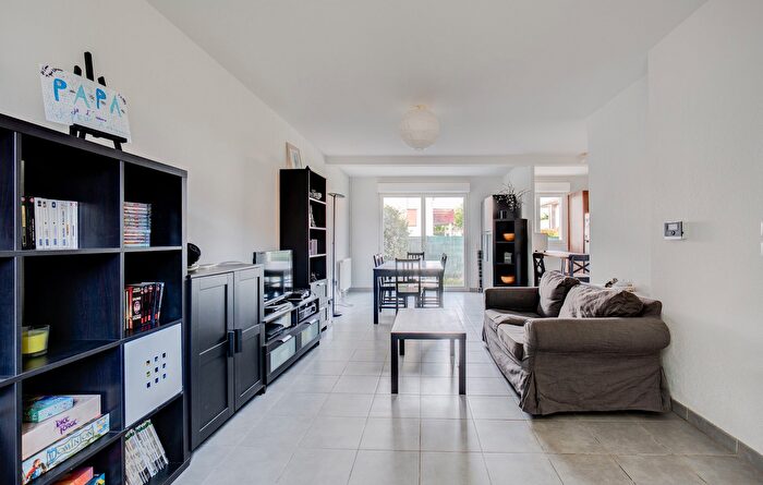 Frouzins : Maison 4 pièces à vendre