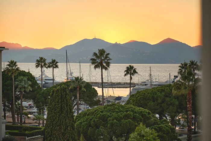 Appartement à vendre - Cannes, Croix des Gardes - 2 pièces - 1 chambre