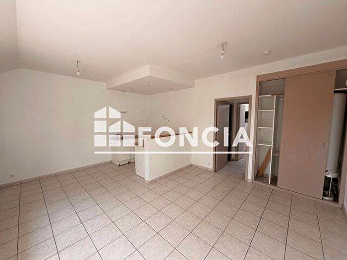 Pruniers, Bouchemaine : Appartement 2 pièces à louer