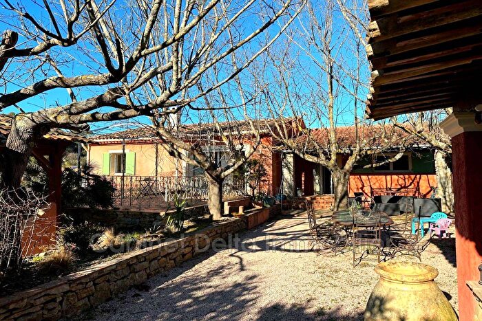 Maison à louer - Méounes-lès-Montrieux - 4 pièces - 3 chambres