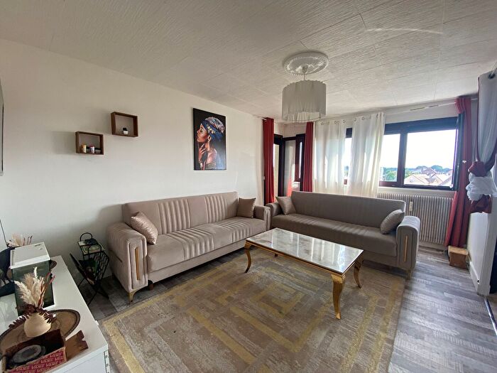 Appartement à vendre - Viry-Châtillon, Le Plateau - 4 pièces - 2 chambres