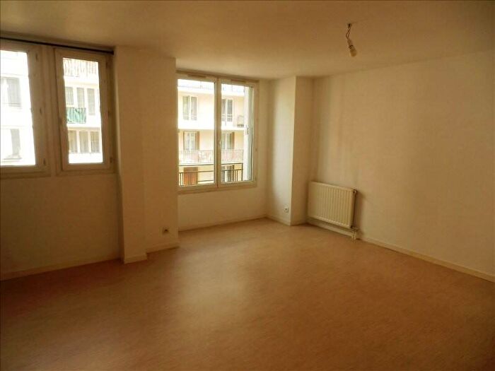 Appartement à louer - Plaine Marcreux Pressensé, Aubervilliers - 2 pièces - 1 chambre