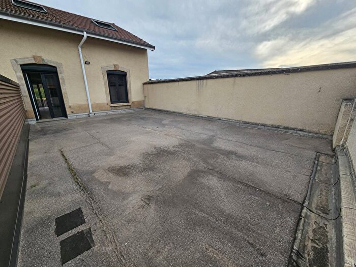 Appartement 4 pièces à Le Chambon-Feugerolles, à louer
