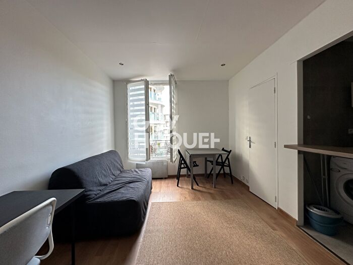 Asnières-sur-Seine, Centre-ville : Appartement 1 pièce à louer