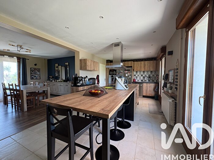 Maison 5 pièces à Baule, à vendre