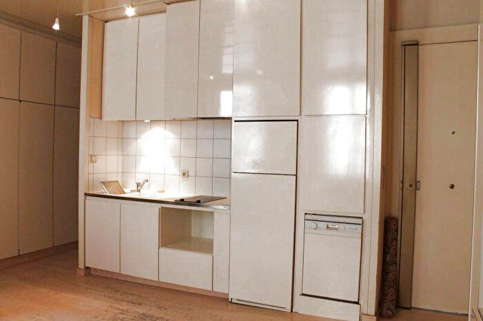 Appartement à louer - Bordeaux, Saint-Christoly - 3 pièces - 2 chambres