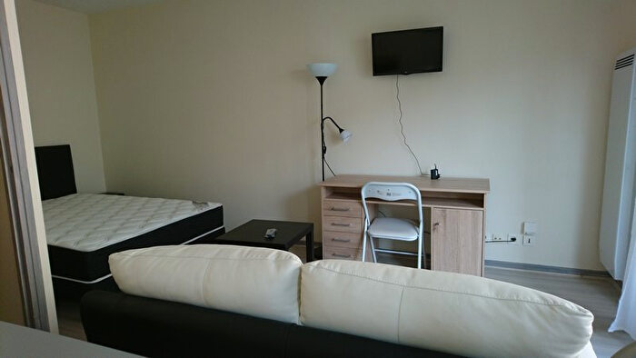 Appartement à louer - Clermont-Ferrand, Jaude, Fontgiève Saint-Alyre - 1 pièce