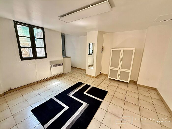 Auch, Centre-ville : Appartement 1 pièce à louer