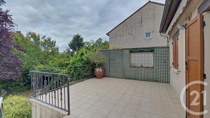 Maison 8 pièces à vendre à Le Blanc-Mesnil, Pôle Gare