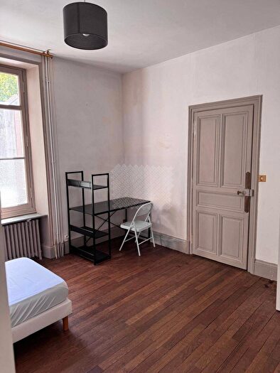 Maison à louer - Grand Pigeon-Deux Croix-Banchais, Angers - 7 pièces - 6 chambres