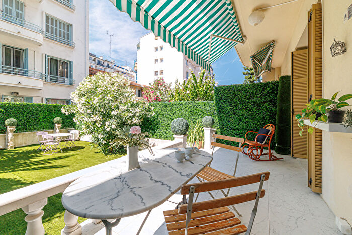 Appartement 2 pièces à Nice, Gambetta, à vendre