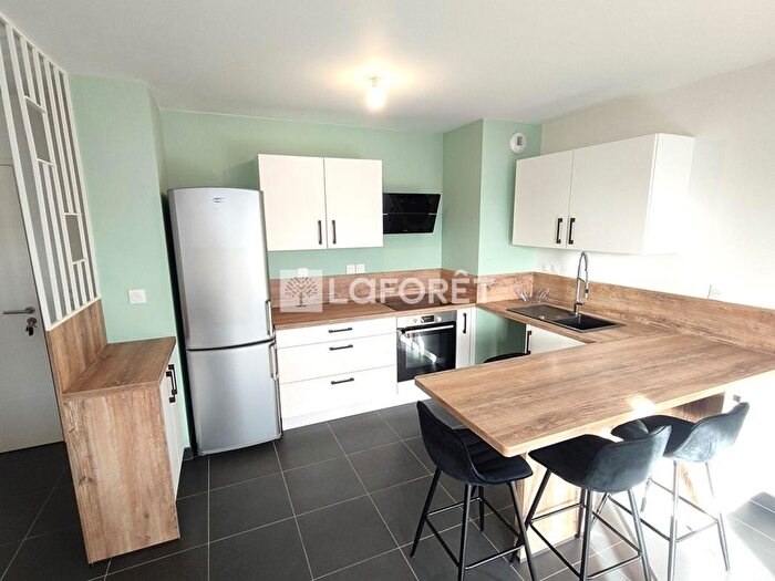 Appartement à louer - Brignais - 3 pièces - 2 chambres