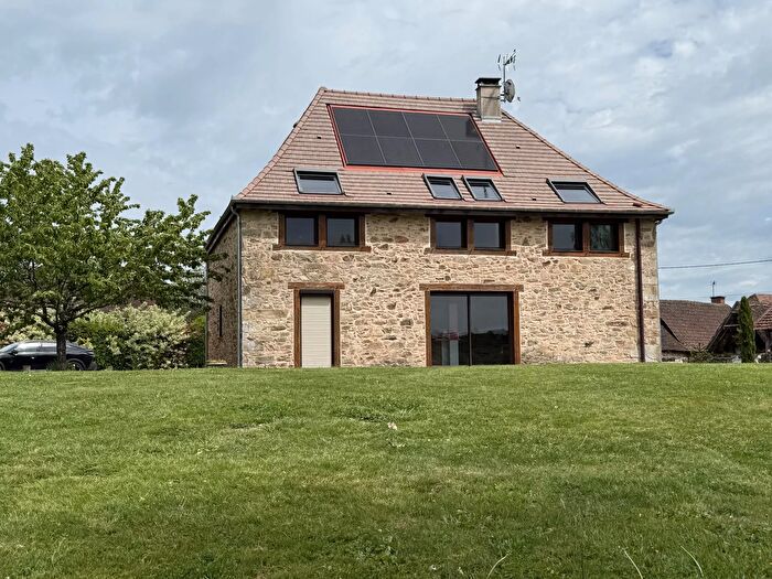 Saint-Priest-Ligoure : Maison 5 pièces à vendre