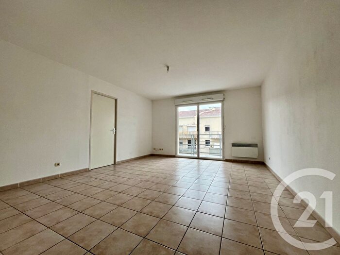 Appartement à louer - Alès, Tamaris - 3 pièces - 2 chambres