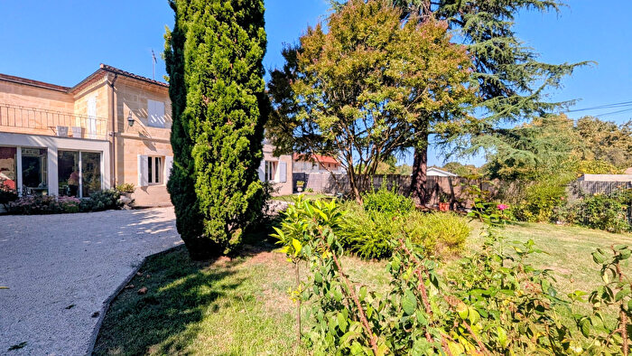 Maison à vendre - Saint-Caprais-de-Bordeaux - 6 pièces - 5 chambres