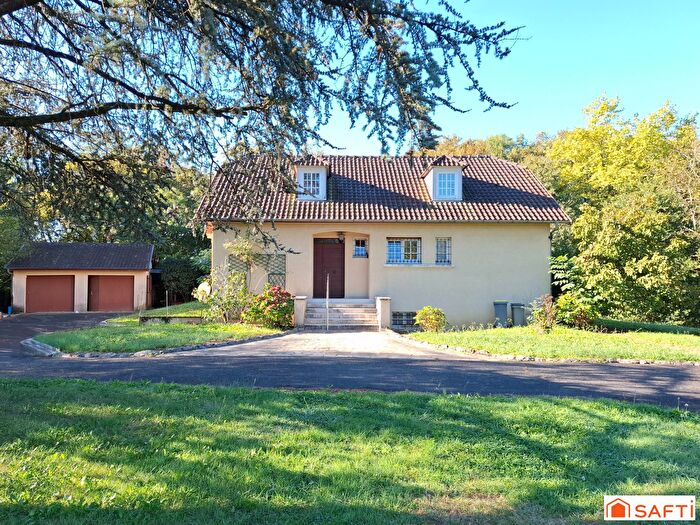 Maison à vendre - Sauveterre-de-Béarn - 4 pièces - 2 chambres