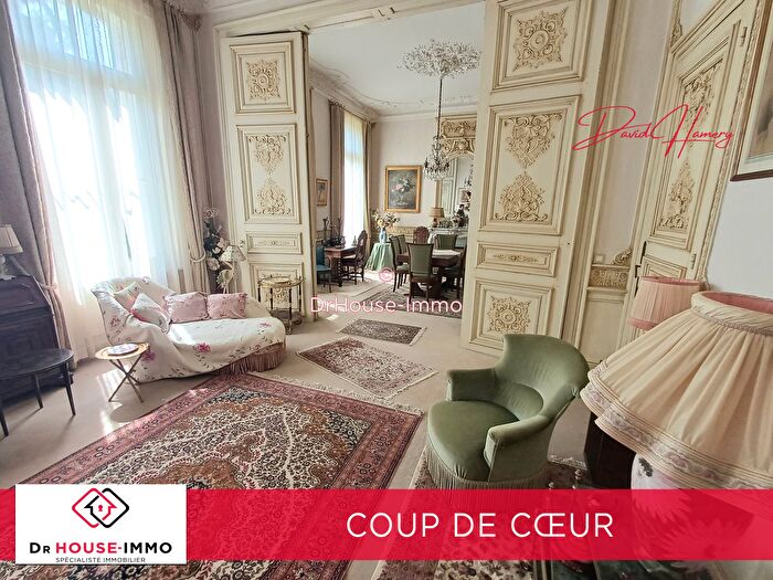 Maison à vendre - Saint-Quentin, Centre-ville - 12 pièces - 6 chambres