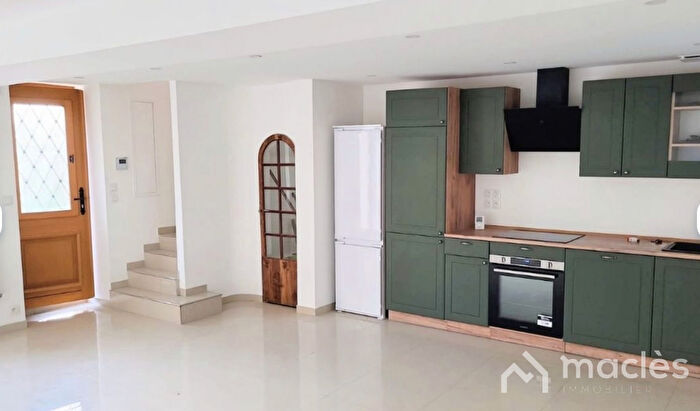 Maison 7 pièces à Iverny, à vendre