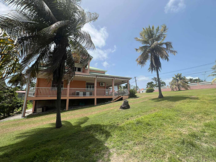 Maison à vendre - Saint-François - 5 pièces - 3 chambres