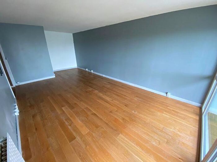 Appartement à louer - Cherbourg-Octeville, Les Provinces - 5 pièces - 3 chambres