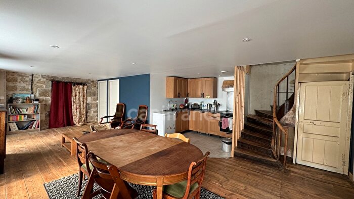 Maison à vendre - Plourach - 5 pièces - 3 chambres