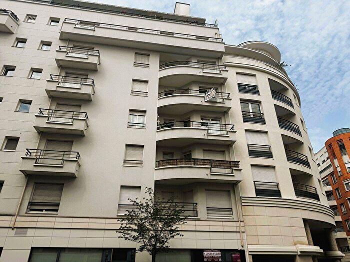 Deroulede-Leclerc-Albert, Bois-Colombes - Appartement 2 pièces à louer