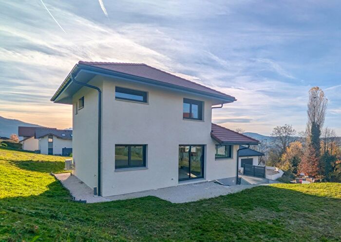 Maison à vendre - Frangy - 5 pièces - 4 chambres