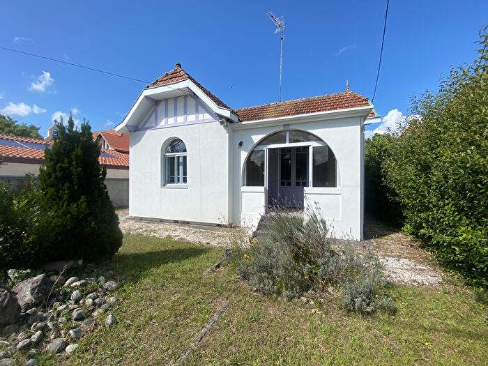 Andernos-les-Bains, Broustey, Falgouët : Maison 4 pièces à vendre