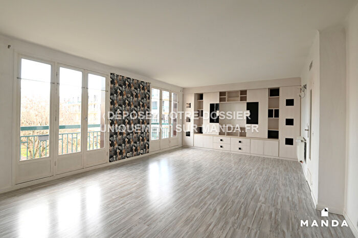 Appartement à louer - Rueil-Malmaison, Bords de Seine - 2 pièces - 1 chambre