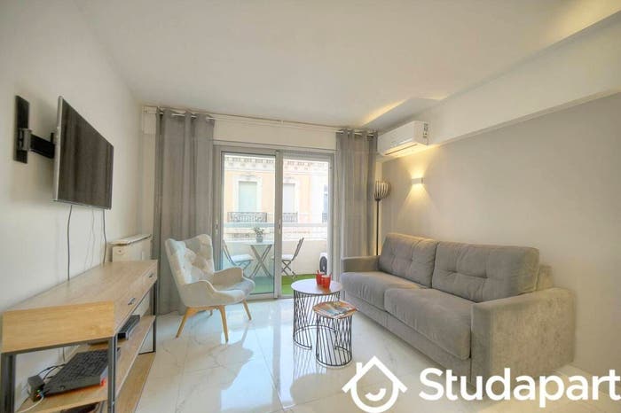 Appartement 1 pièce à louer - Centre-ville, Cannes
