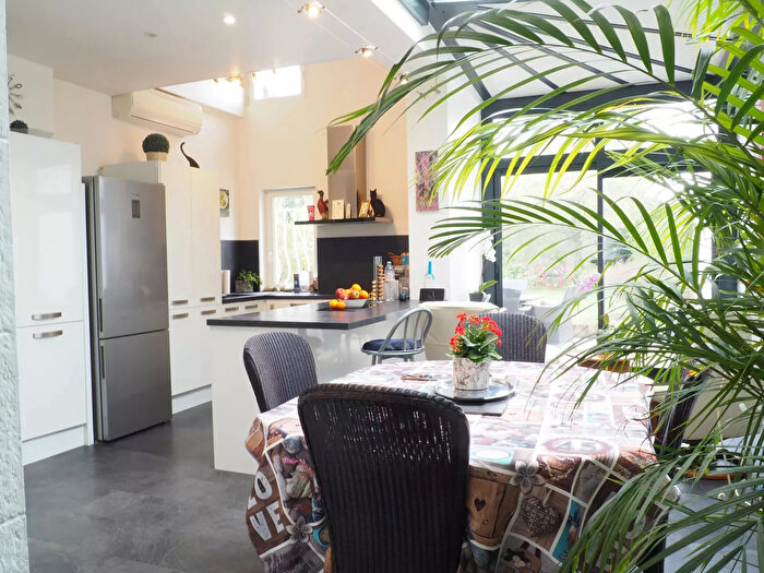 Valenciennes, Faubourg Sainte-Catherine, Faubourg de Paris, Le Vignoble - Maison 8 pièces à vendre