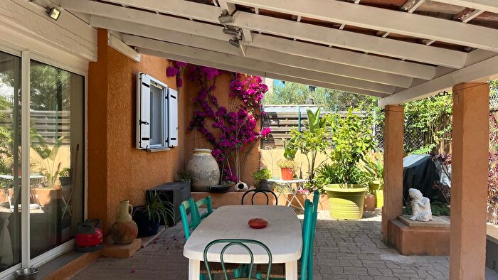 Maison 5 pièces à Saint-Mandrier-sur-Mer, à vendre
