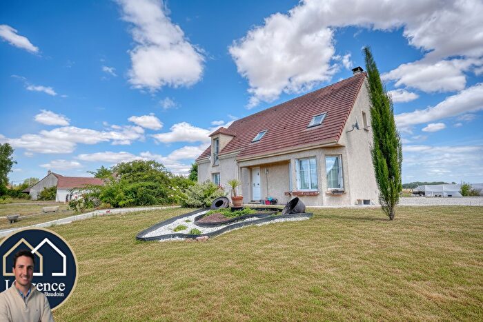 Maison 5 pièces à Saint-Laurent-la-Gâtine, à vendre