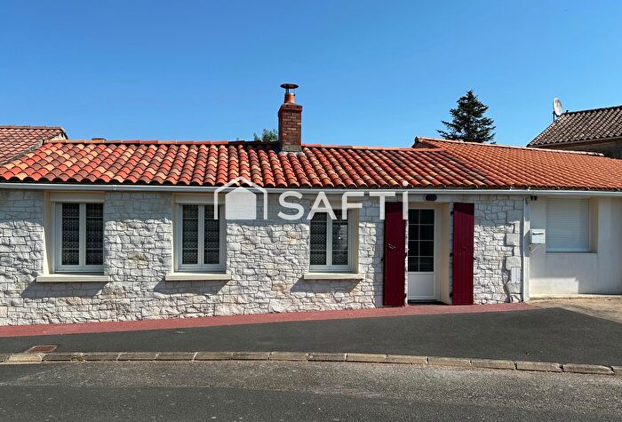 Maison 4 pièces à vendre à Saint-Avaugourd-des-Landes