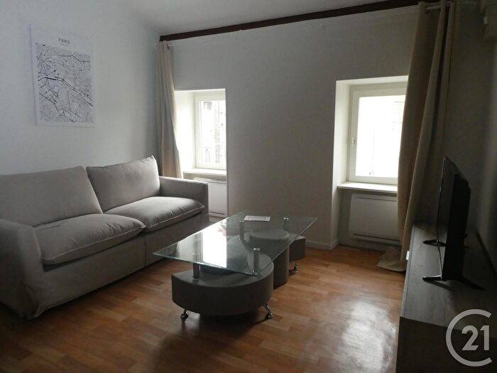 Appartement 2 pièces à Annonay, Centre-ville, à louer