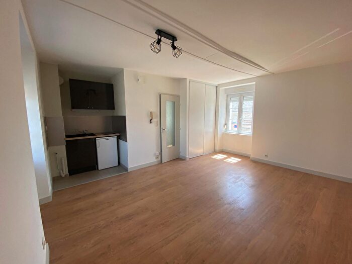 Appartement 1 pièce à louer à Angers, Belle, Beille