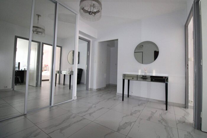 Appartement 4 pièces à louer - Ferrandière Maisons-Neuves, Villeurbanne
