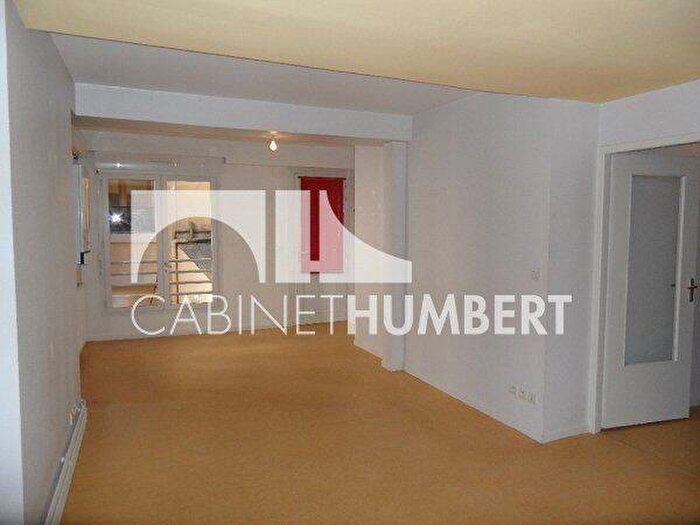 Hyper Centre-Vieille Ville, Saint-Étienne - Appartement 3 pièces à louer