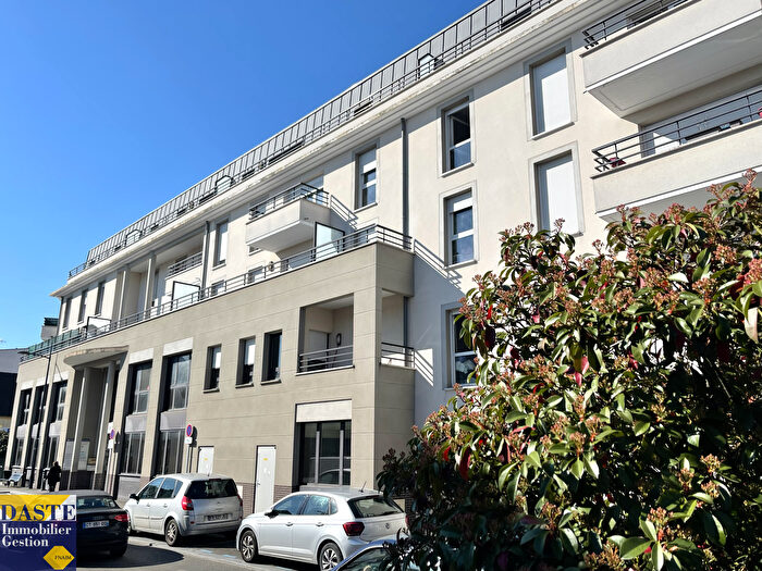 Appartement à vendre - Pontault-Combault, Mairie, Rouxel - 2 pièces - 1 chambre