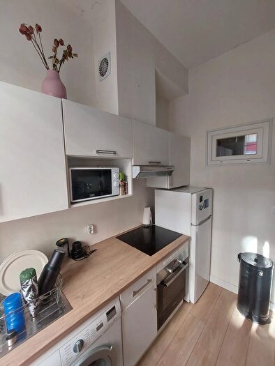 Appartement à louer - Nice, Saint-Roch - 1 pièce