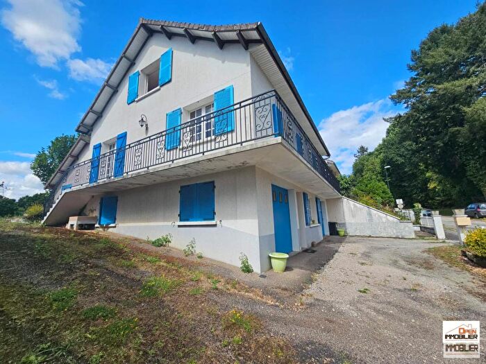 Maison à vendre - Saint-Bonnet-Briance - 7 pièces - 5 chambres